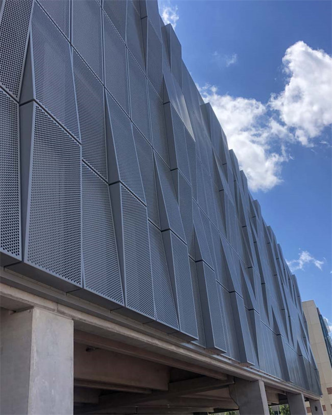 Barriers Architectural Expanded Metal Mesh Wire Flattened Style