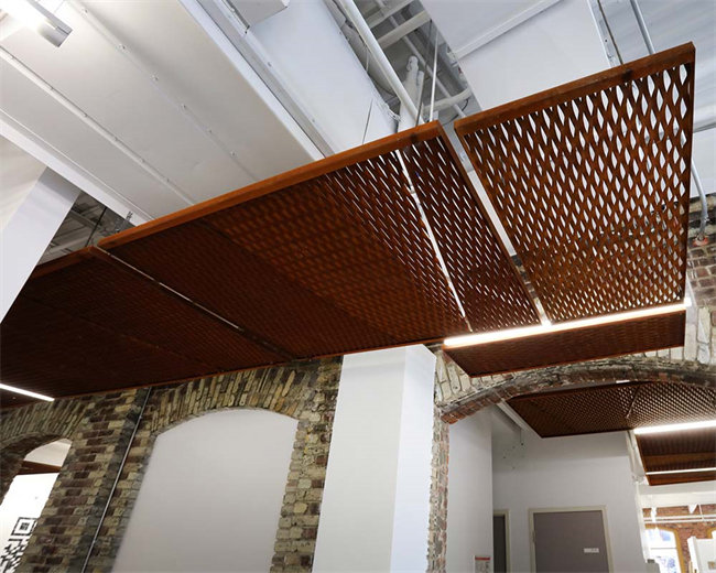 PVDF Expanded Metal Sheet 4x8 XPM Mesh Wall Panels